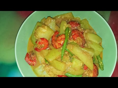 লাউ চিংড়ি রেসিপি, লাউয়ের রঙ সবুজ রাখার টিপস সহ।। Gourd shrimp recipe.Tabassum Mou Vlogs - YouTube