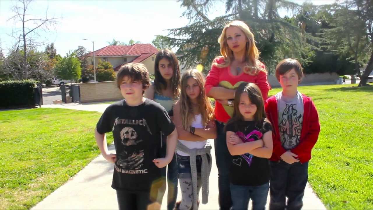 Tara Strong- "Take my hand" - YouTube