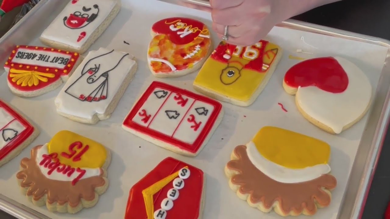 Chiefs cookies in high demand as team prepares for Super Bowl - YouTube