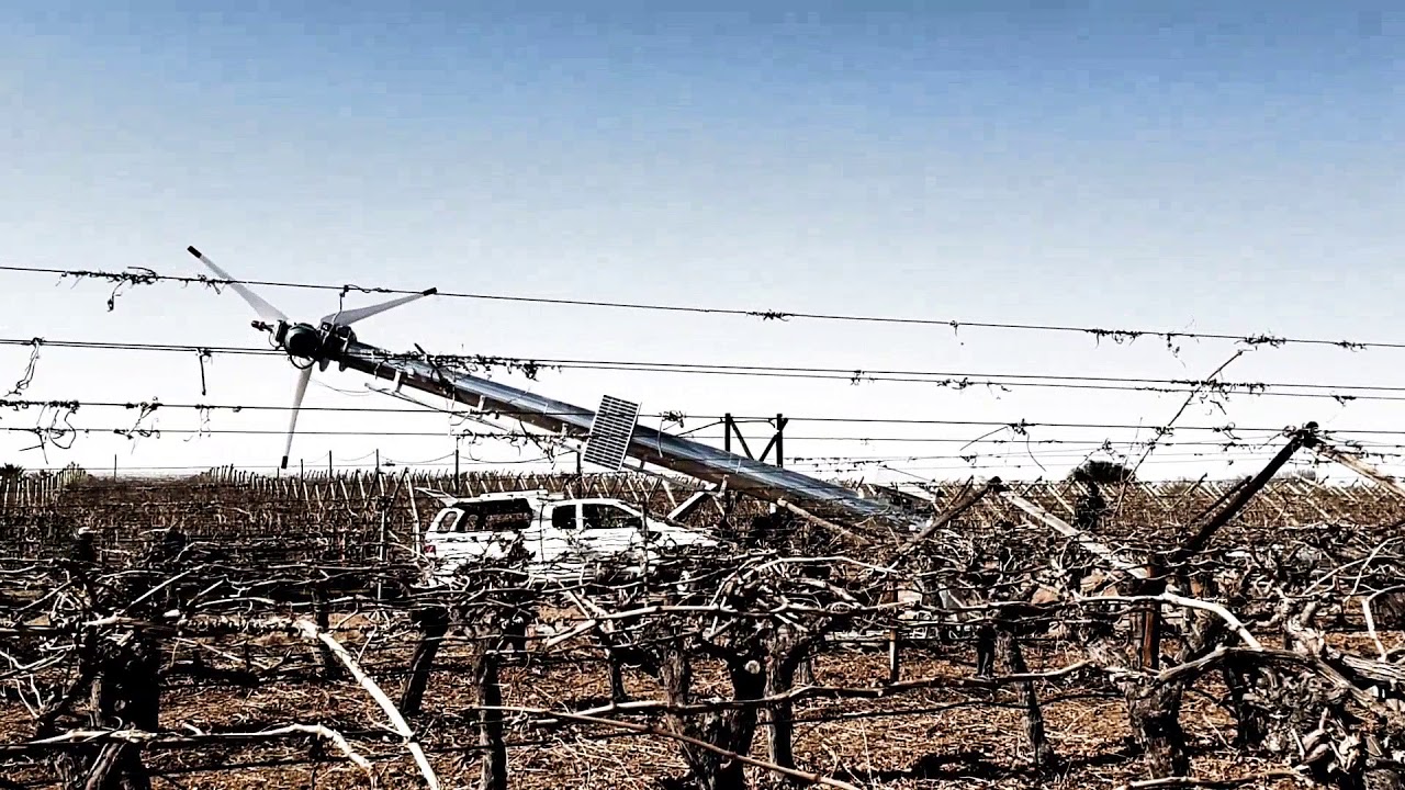 Pivot mechanism in action - YouTube