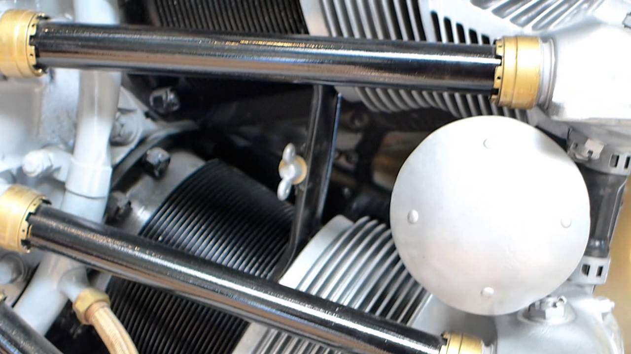 Beechcraft C45G Pratt and Whitney Wasp Junior engine R 985 AN 3 - YouTube