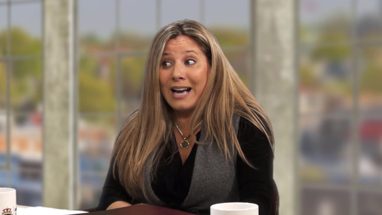 BIENVENIDOS EP 201 INTERVIEW - ERIKA KOPATCH [SEASON 2 PREMIERE] - YouTube