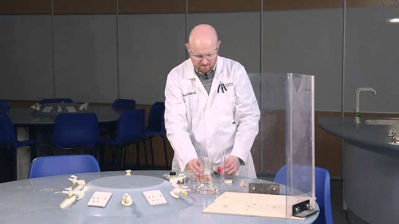 Christmas Science | The Northern Lights | Displacement of Copper by ...