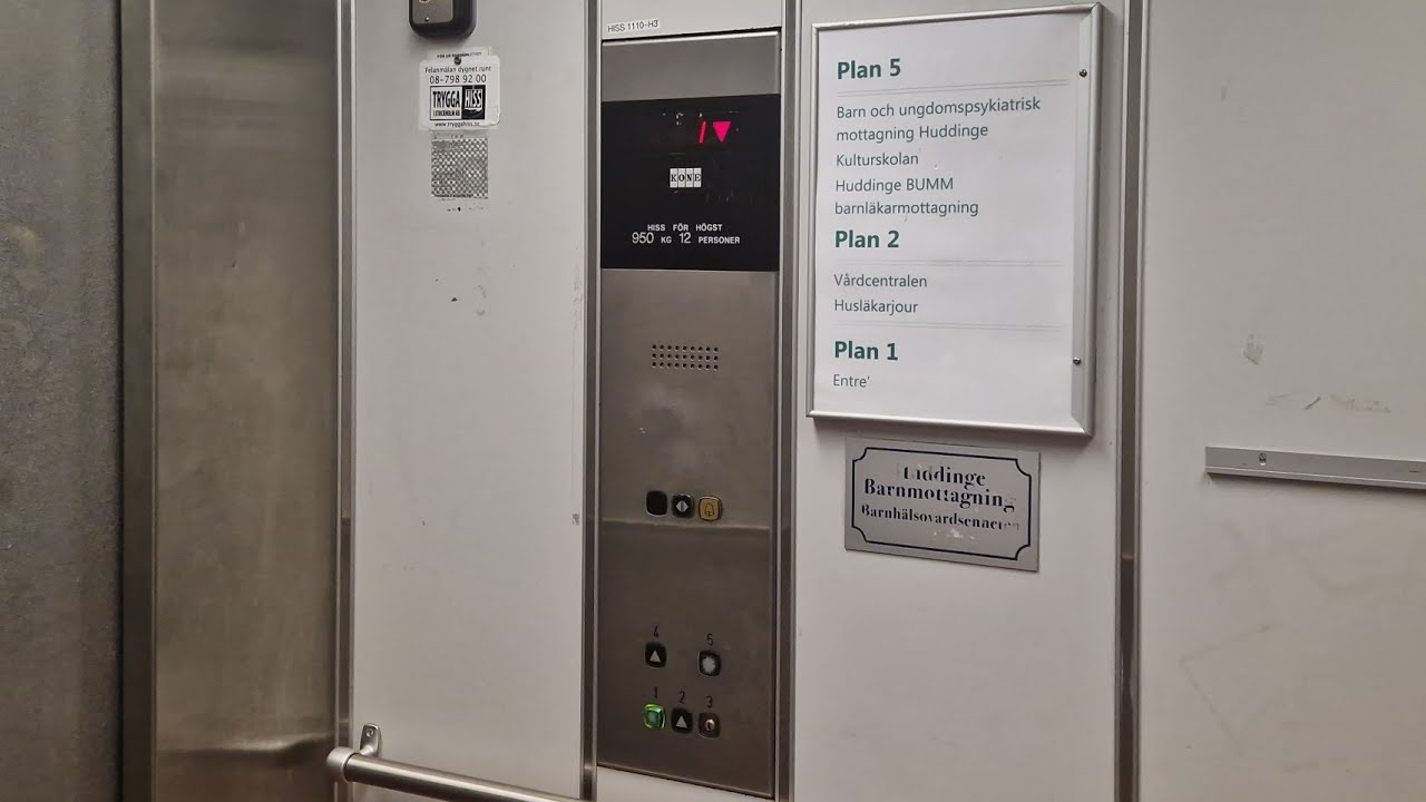 KONE M-series elevator @ Paradistorget 4, Huddinge, Sweden - YouTube