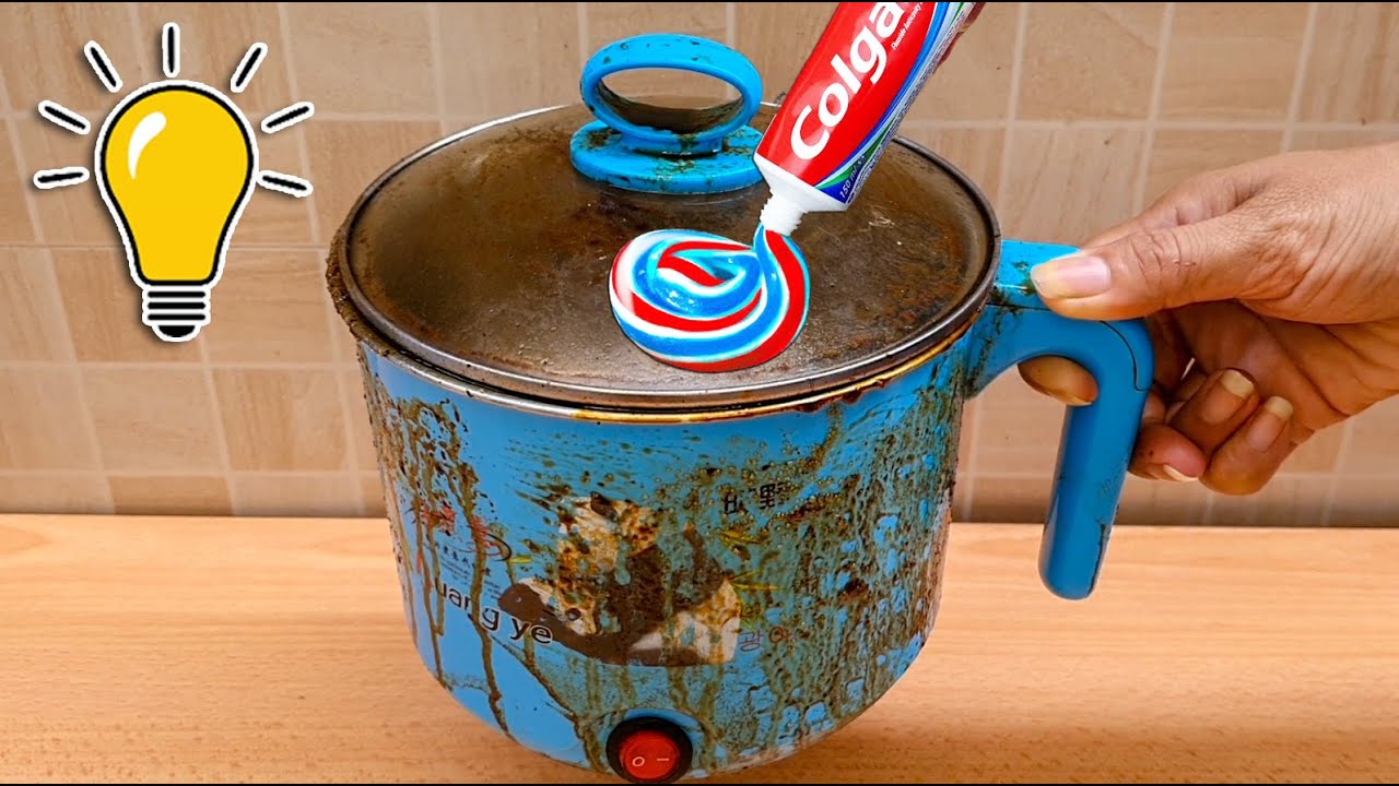 How to Clean Pot Using Toothpaste | Toothpaste Hacks - YouTube