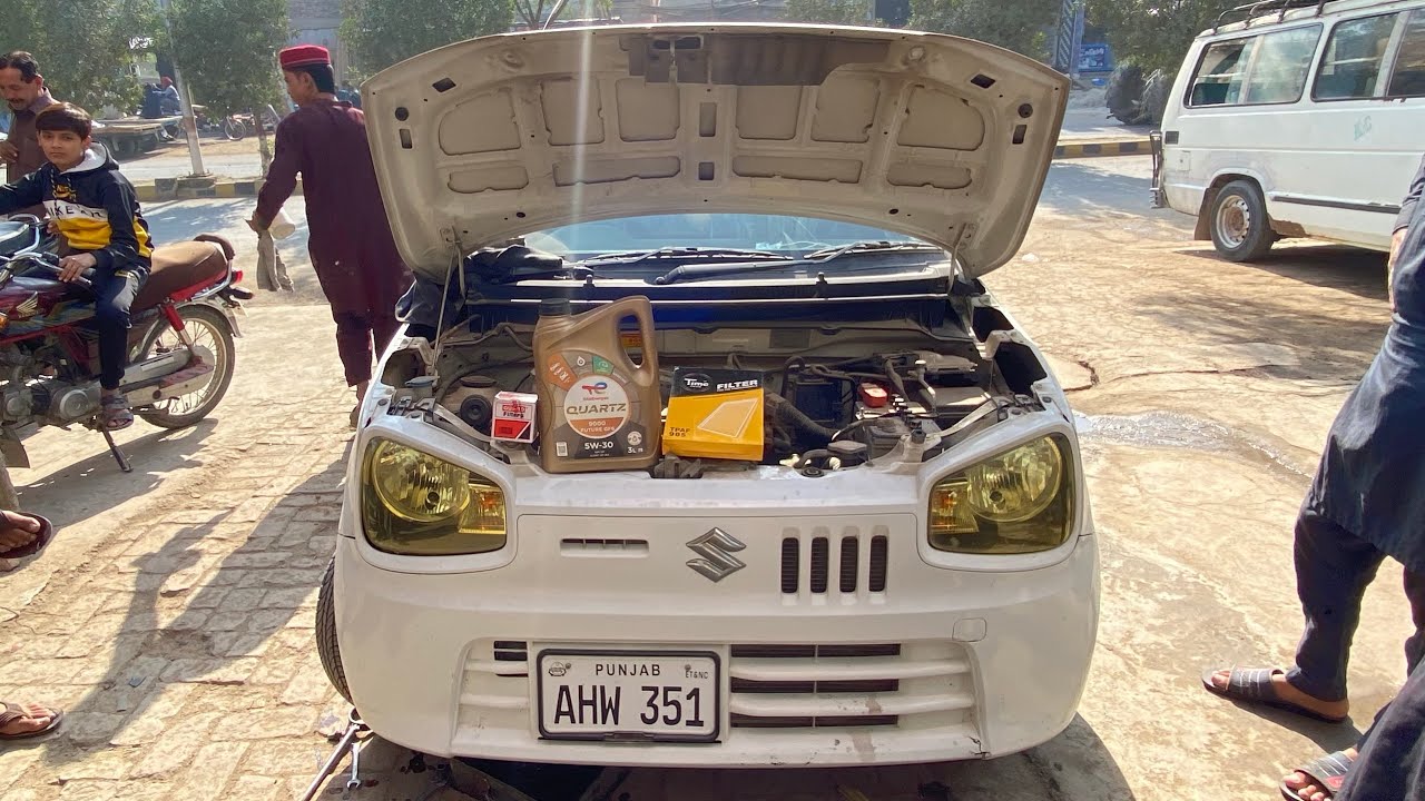 Suzuki Alto engine oil change - YouTube