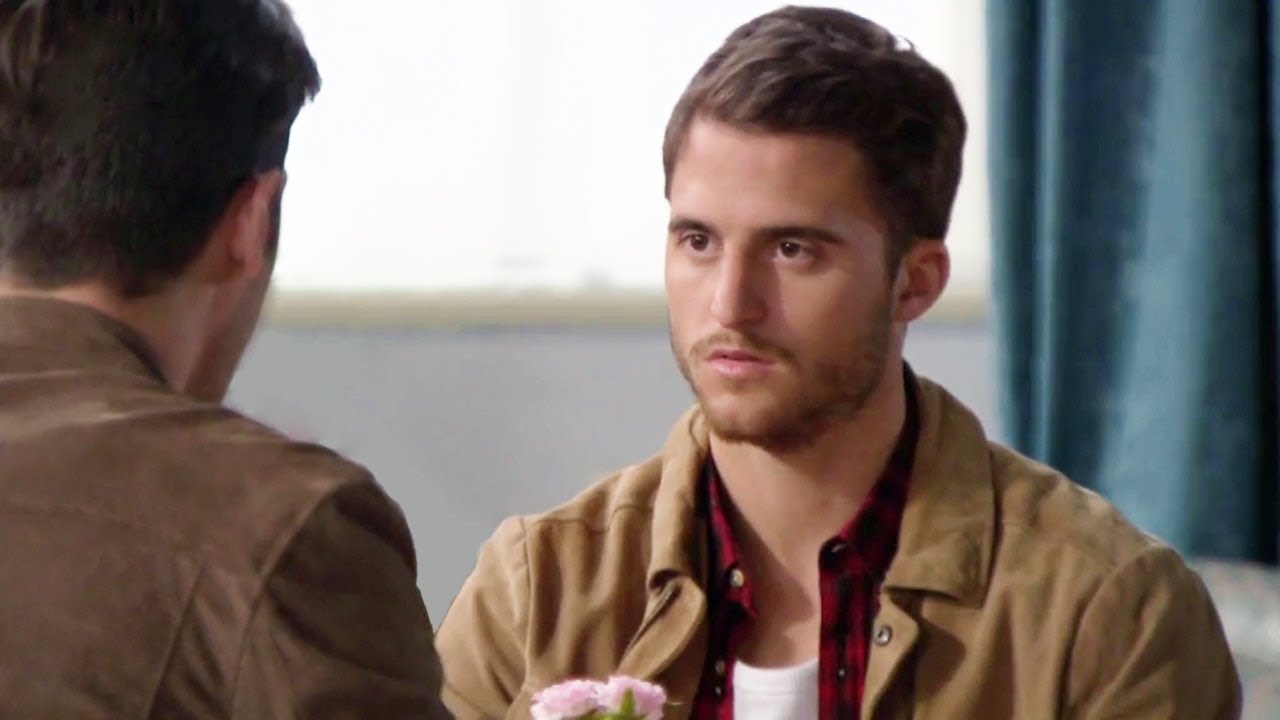 Ricky & Henry 36 Give Me Your Hand, Ricardo! (EN.ES.FR) Trailer - YouTube