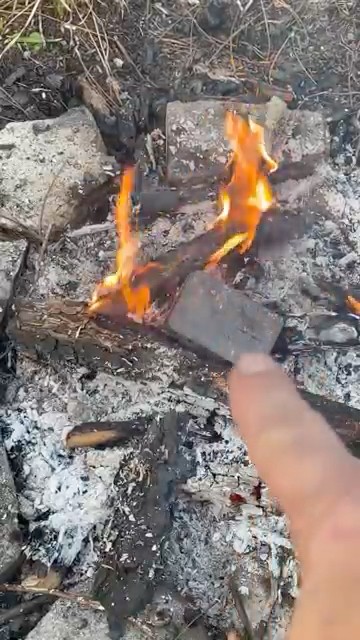 Char cloth. How we made fire before Bic lighters - YouTube