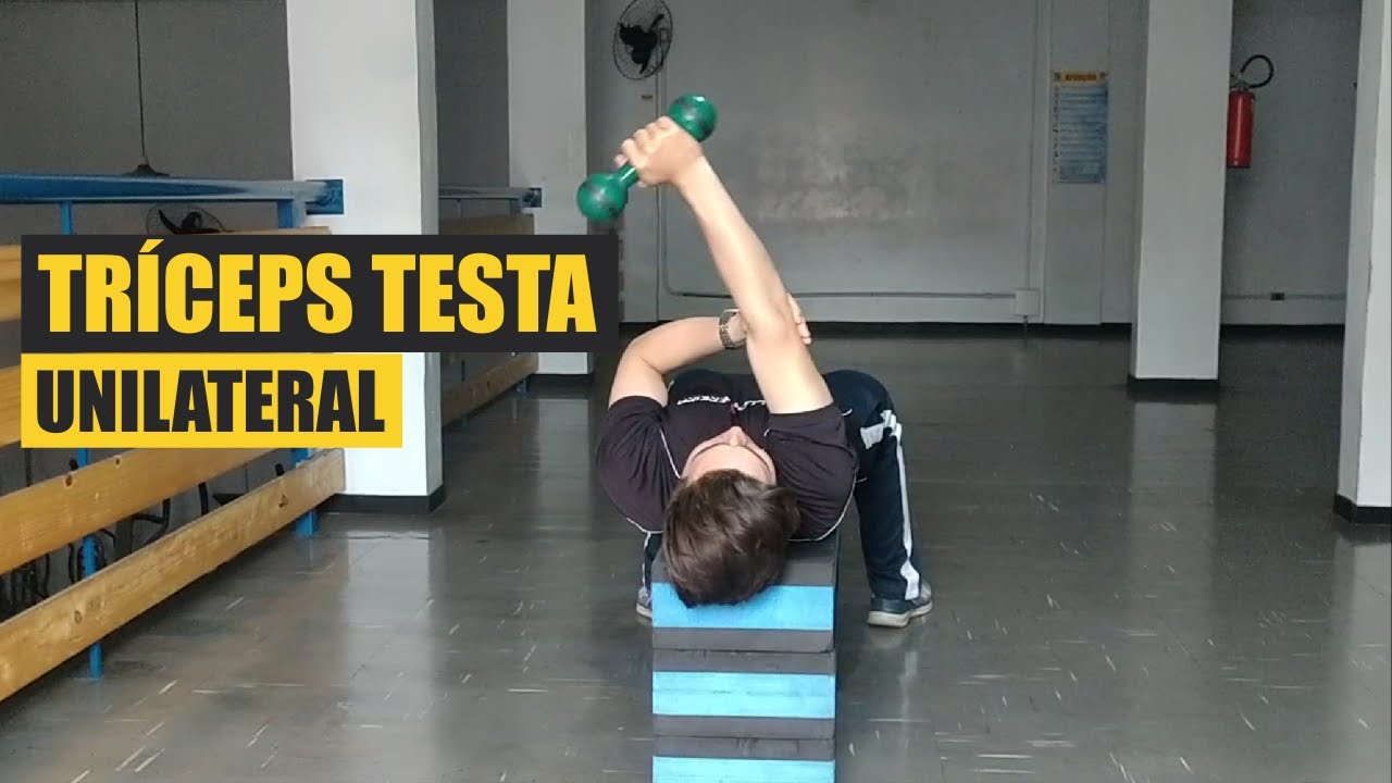 Tríceps Testa Unilateral - YouTube