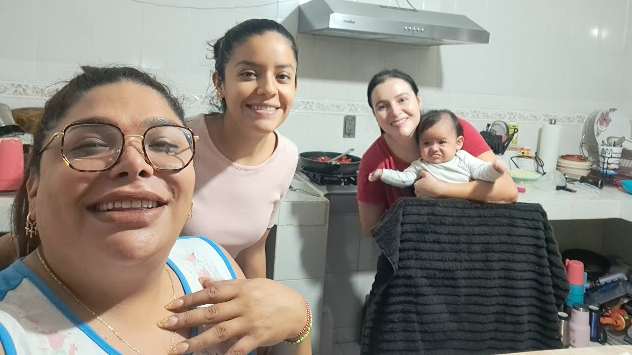 Las Colgadas Estrella y Lucero está realizando una transmisión en vivo ...