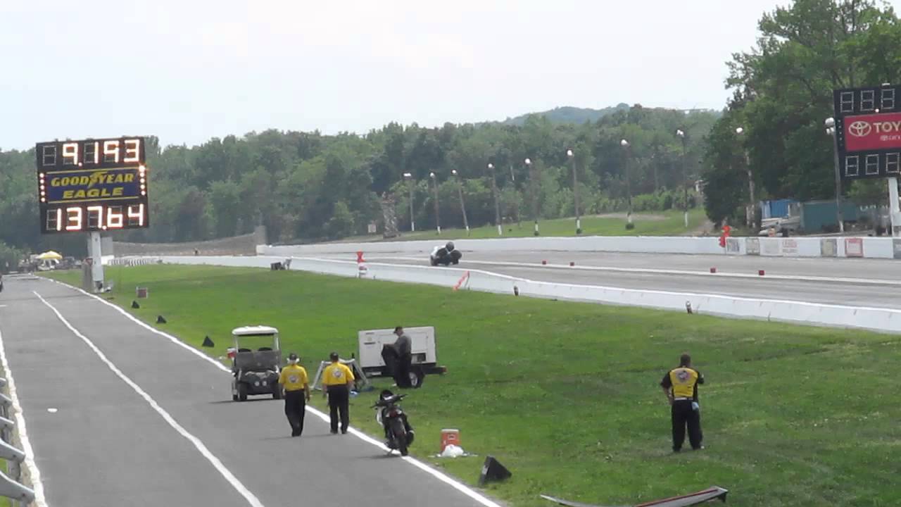 BRUCE LARSON @ ENGLISHTOWN, NJ NHRA SUMMERNATS 6-3-13 - YouTube