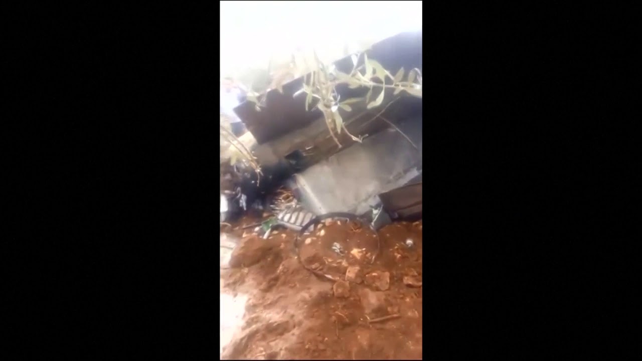 Wreckage of unidentified missile found in northern Jordan - YouTube