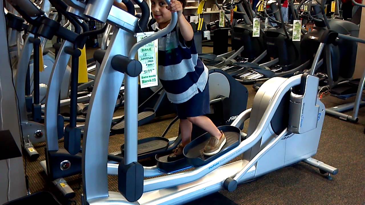 Working Out w/ Lincoln 1 - YouTube
