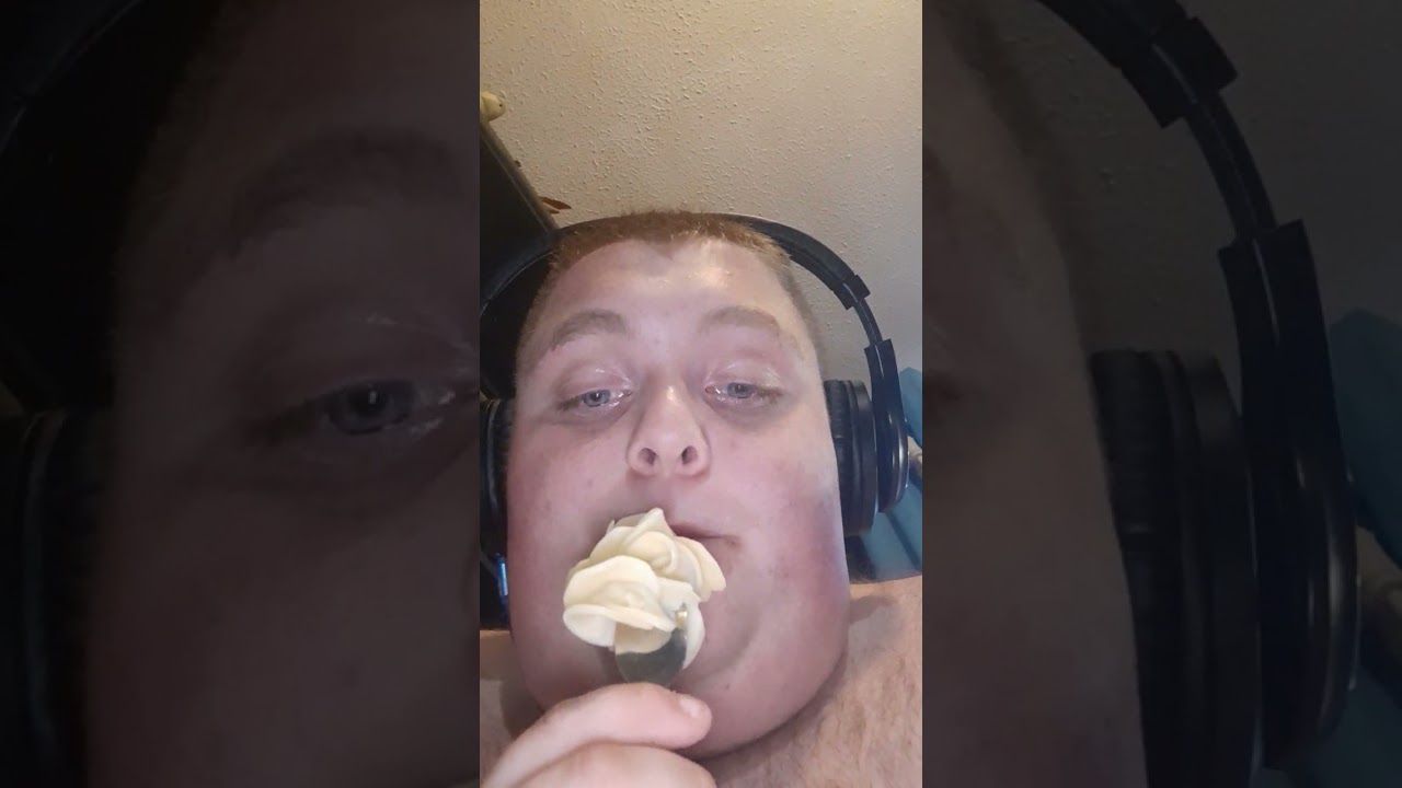 kyle vs food hulk 2003 - YouTube