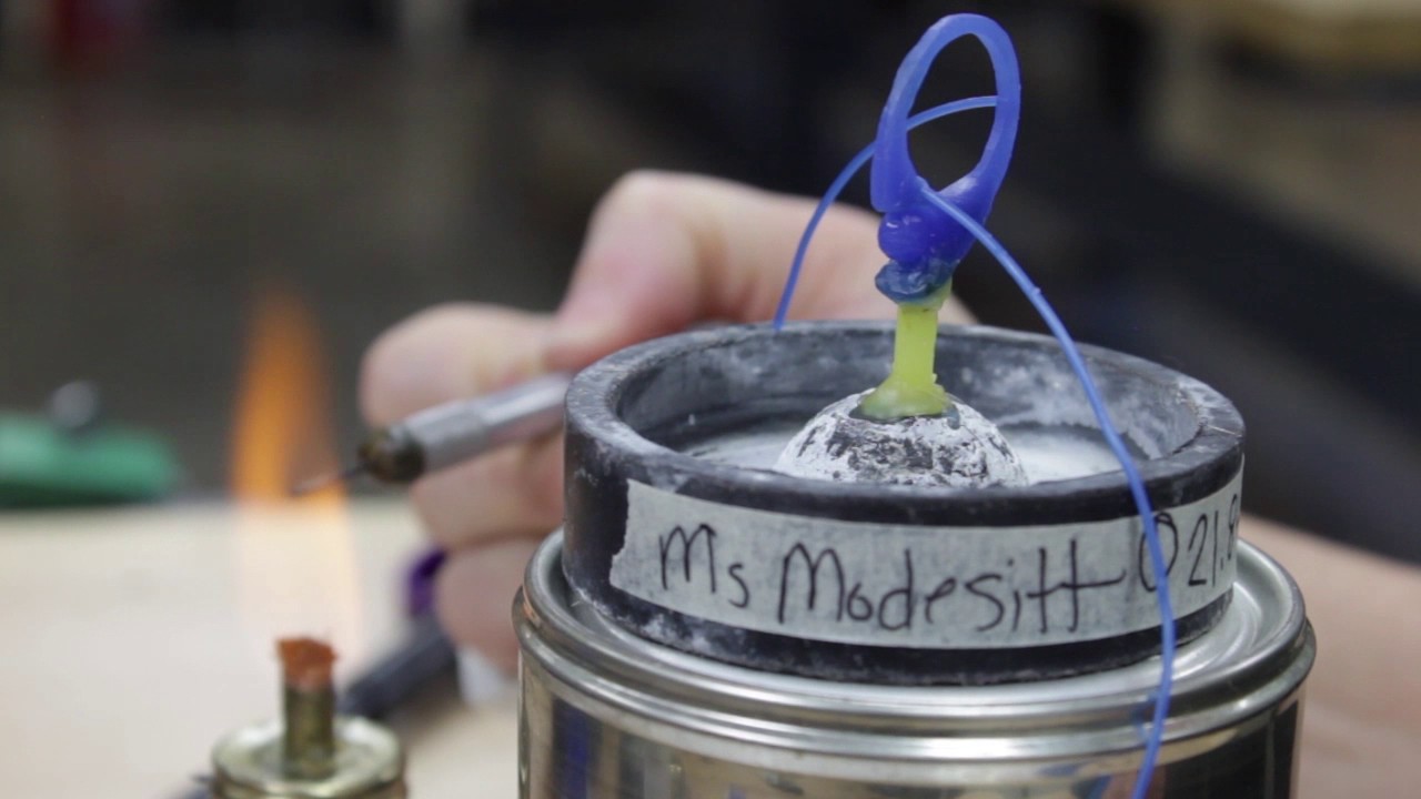 Sprue System Vents Gates - YouTube