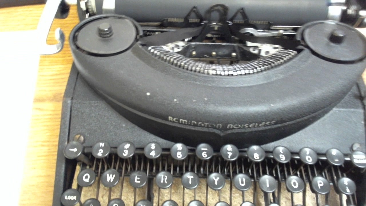 1947 Remington Noiseless Model Seven Typewriter - YouTube