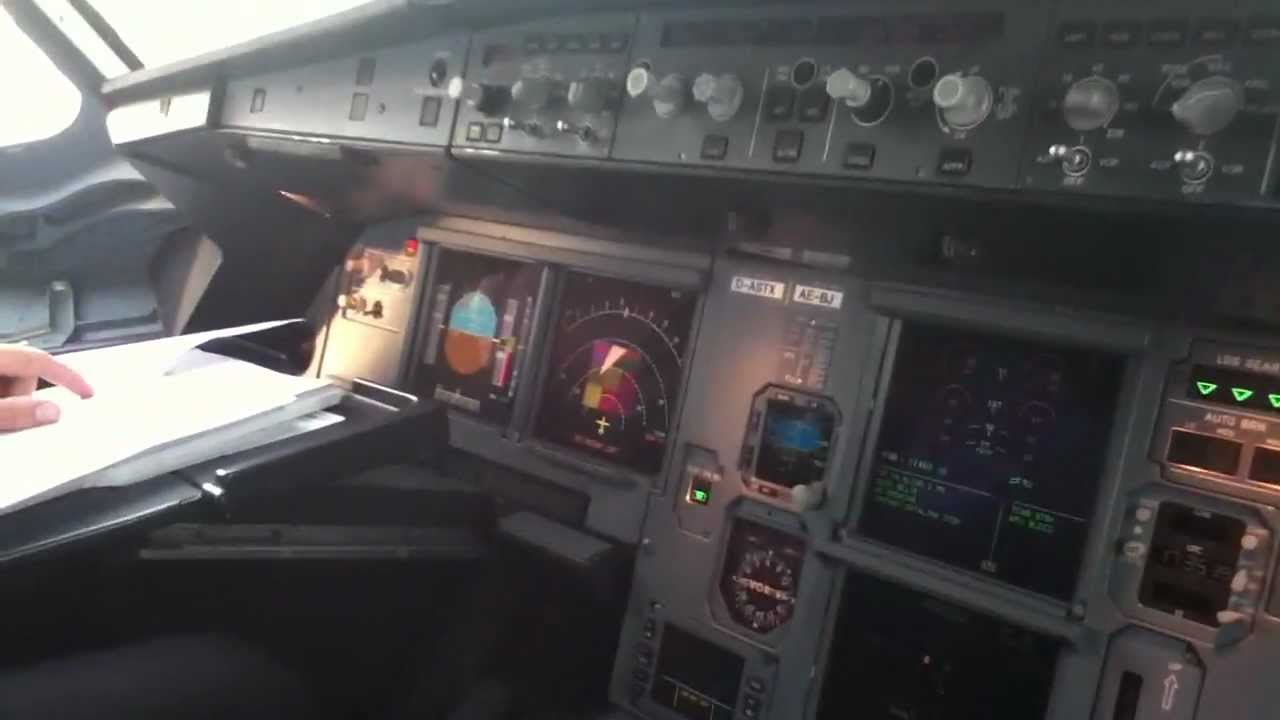 Germania Airbus a319 Cockpit - YouTube