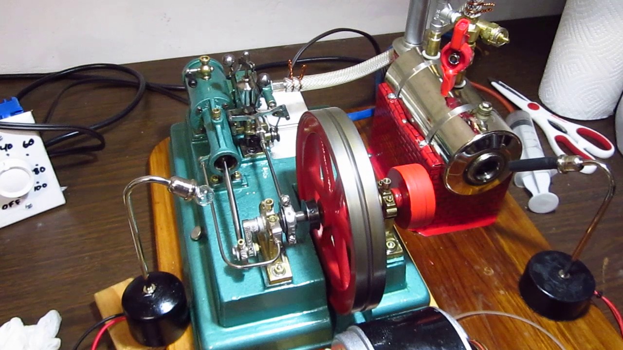 Big Model Steam Engine @ 1 psi Live Steam - YouTube