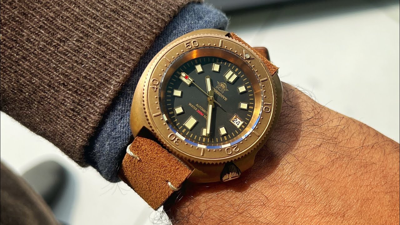 Addiesdive Bronze AD2104: hommage intelligente o copia spudorata? - YouTube