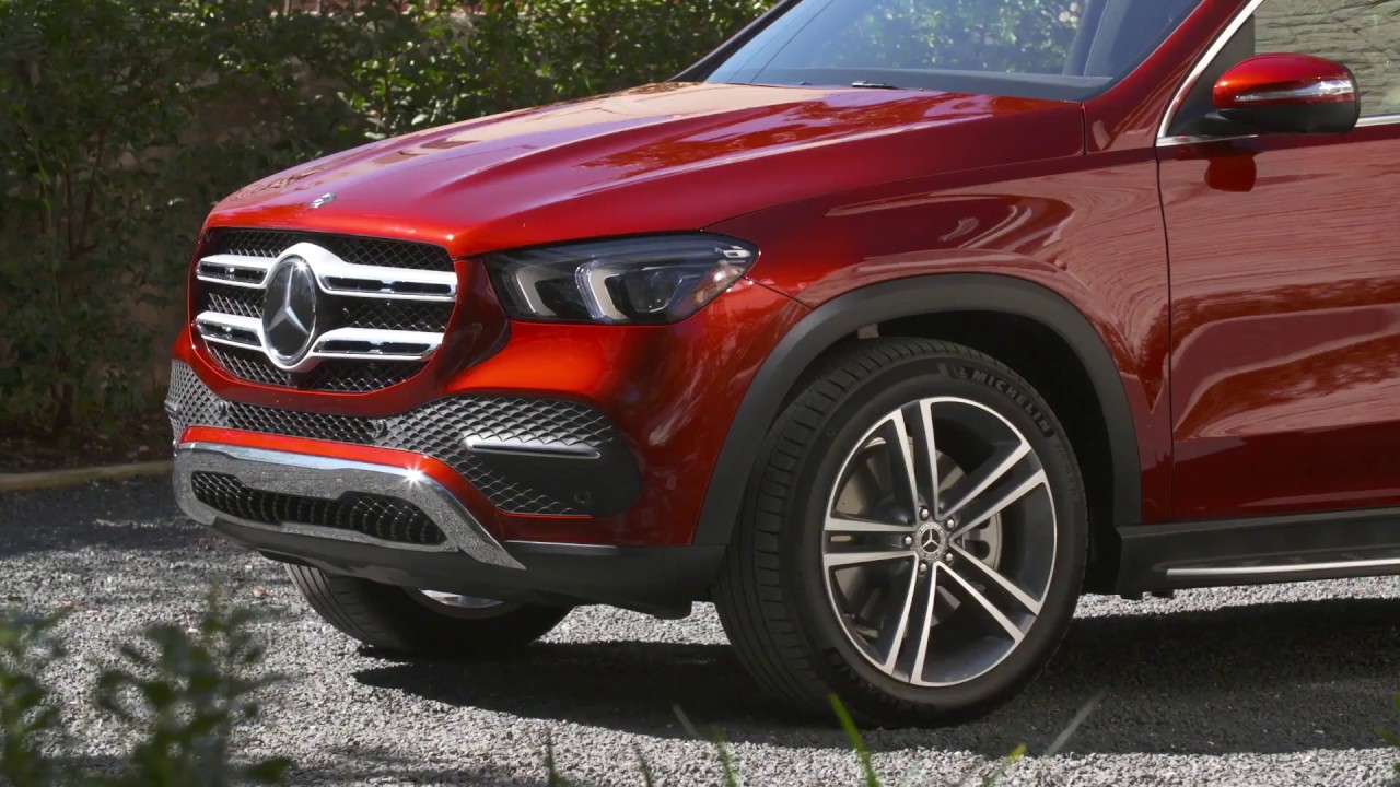 Der neue Mercedes-Benz GLE 450 4MATIC Exterieur Design in Hyacinth Red ...
