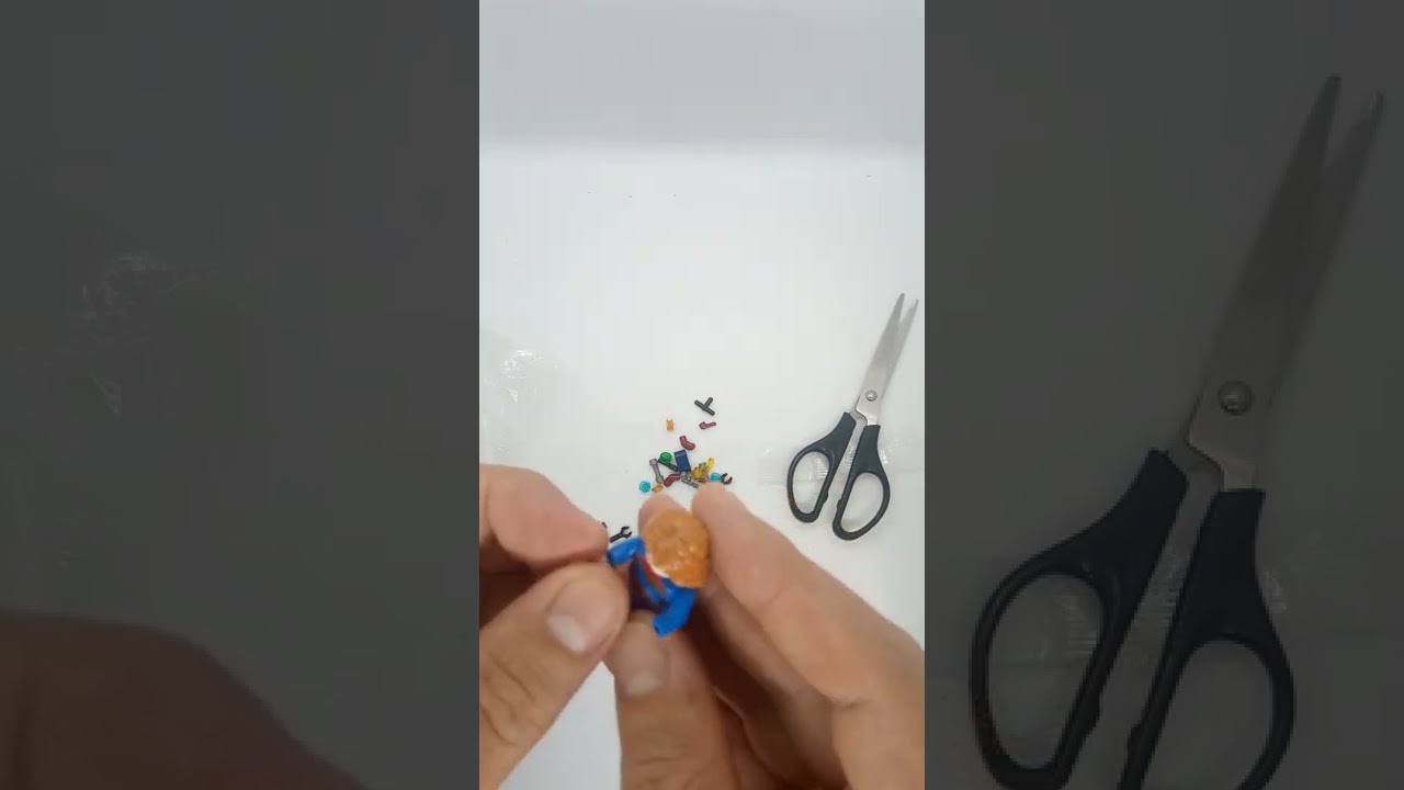 Captain Marvel Fake Lego - YouTube