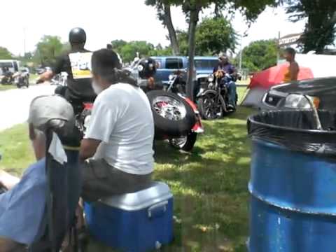 Fort Sutter Chapter AMCA 2011 Meet Dixon, California - YouTube