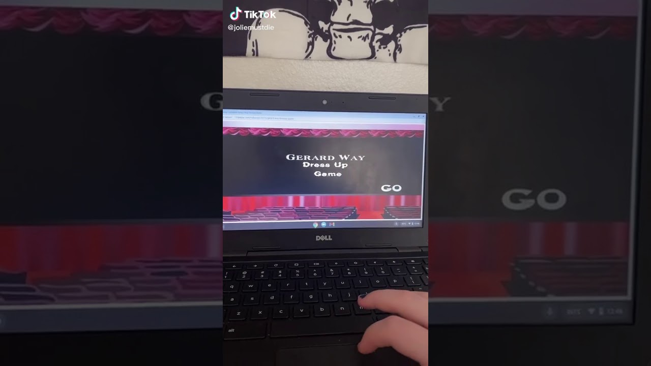 gerard way dress up game - YouTube