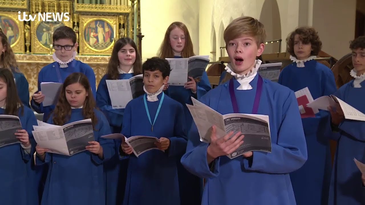 Cai Thomas, the boy chorister in an interview @ ITV News (2019) - YouTube