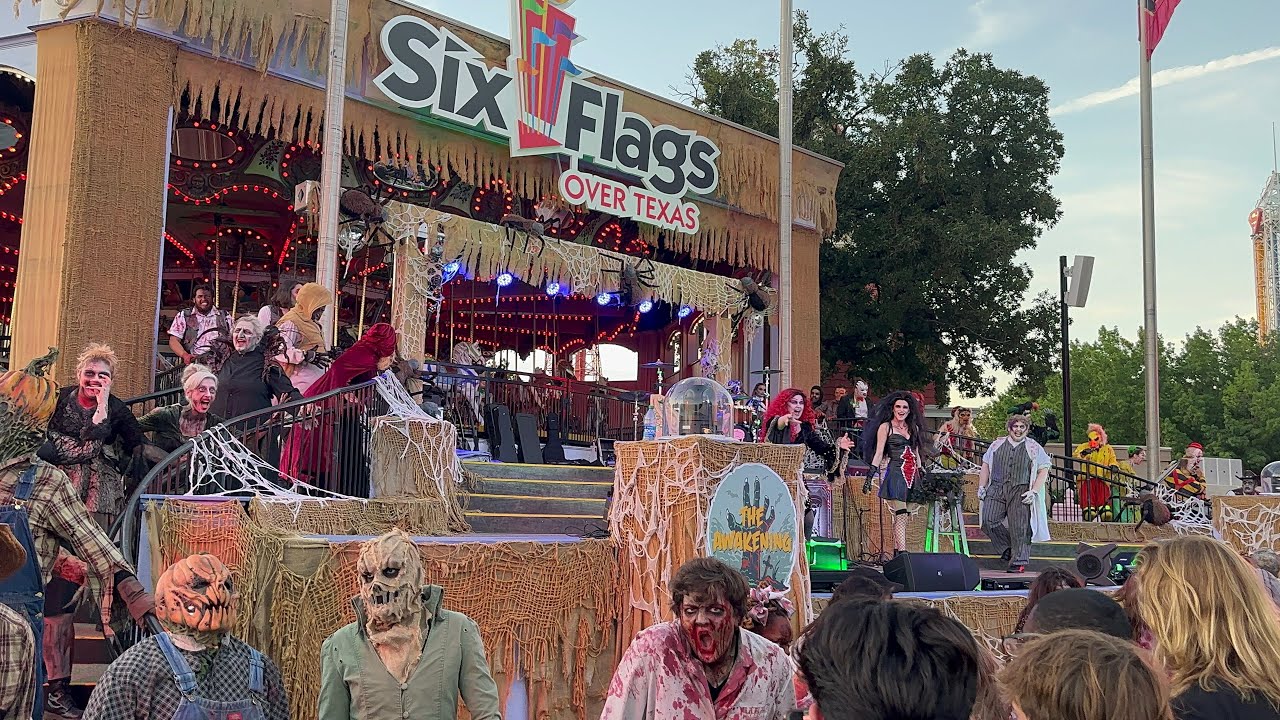 Fright Fest at Six Flags over Texas - YouTube