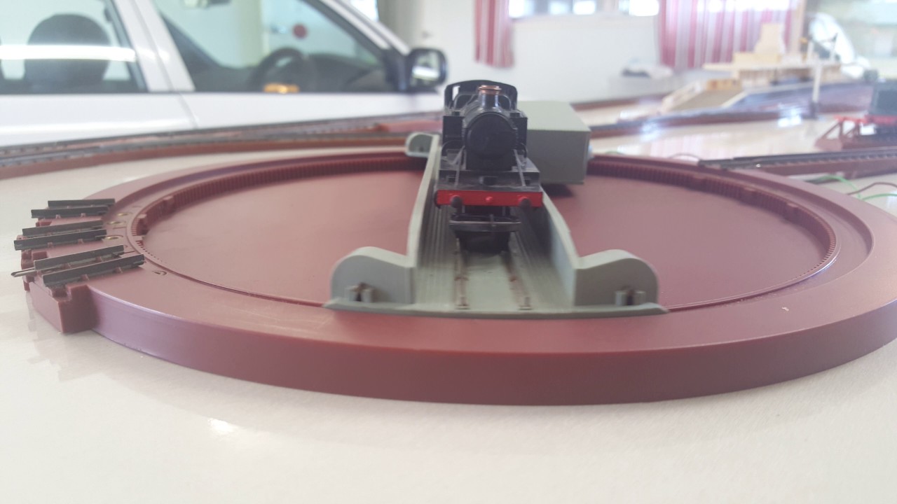 Triang TT Turntable - YouTube