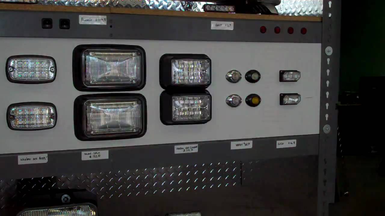 Whelen 400 Series - YouTube