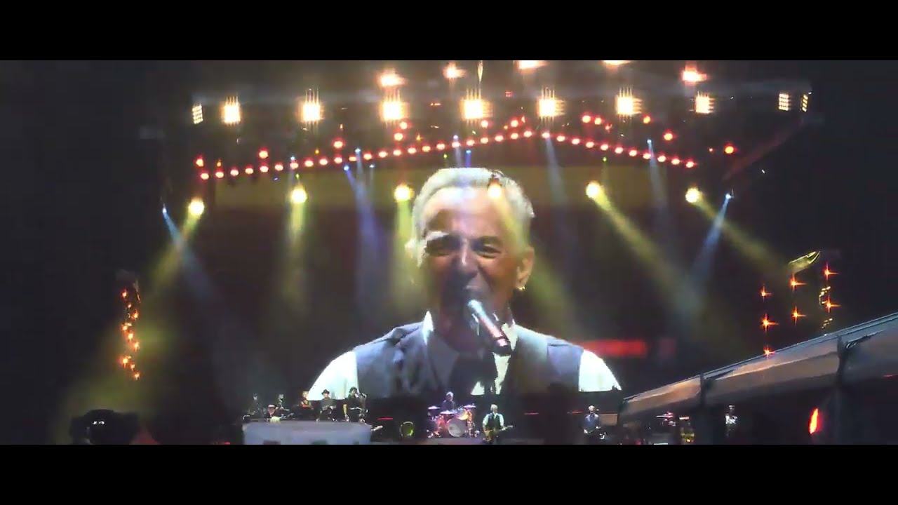 Bruce Springsteen & The E Street Band - Reale Arena (Donostia - San ...