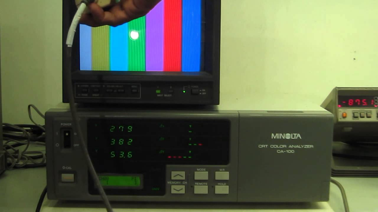 KONICA MINOLTA CA-100 CRT color analyzer 動作確認 - YouTube