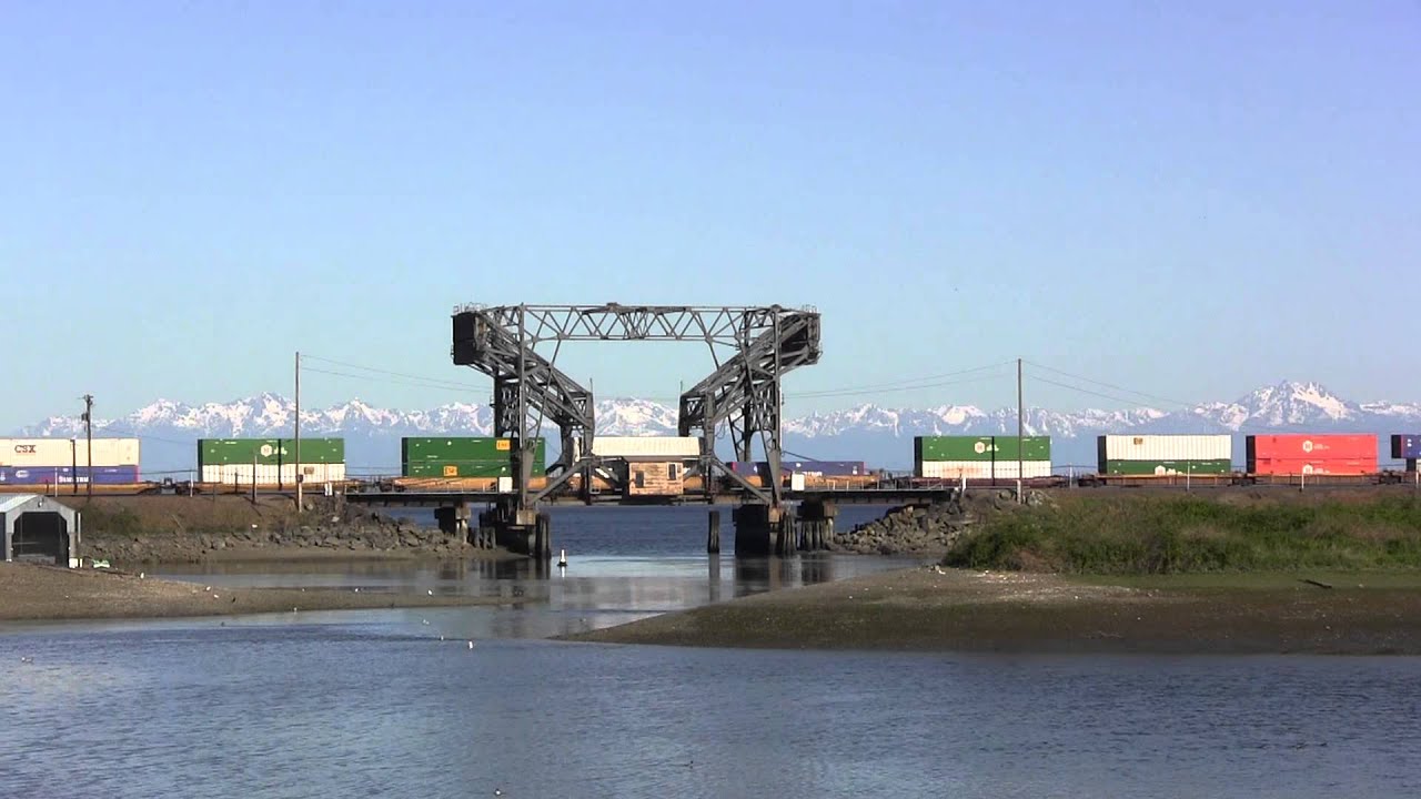 UP's ZBRTM-03 and a BNSF Coal Train @ Chambers Bay Bridge in Steilacoom ...