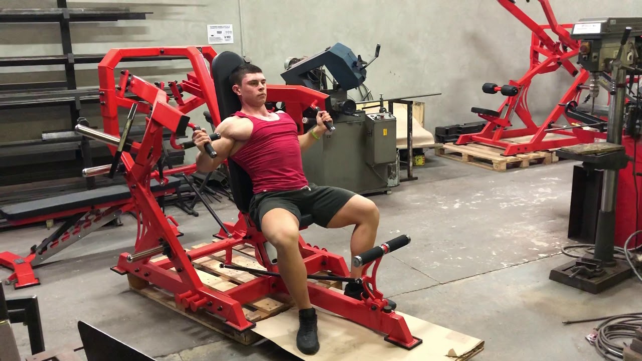 PREDATOR STRENGTH - Iso lateral shoulder press - YouTube