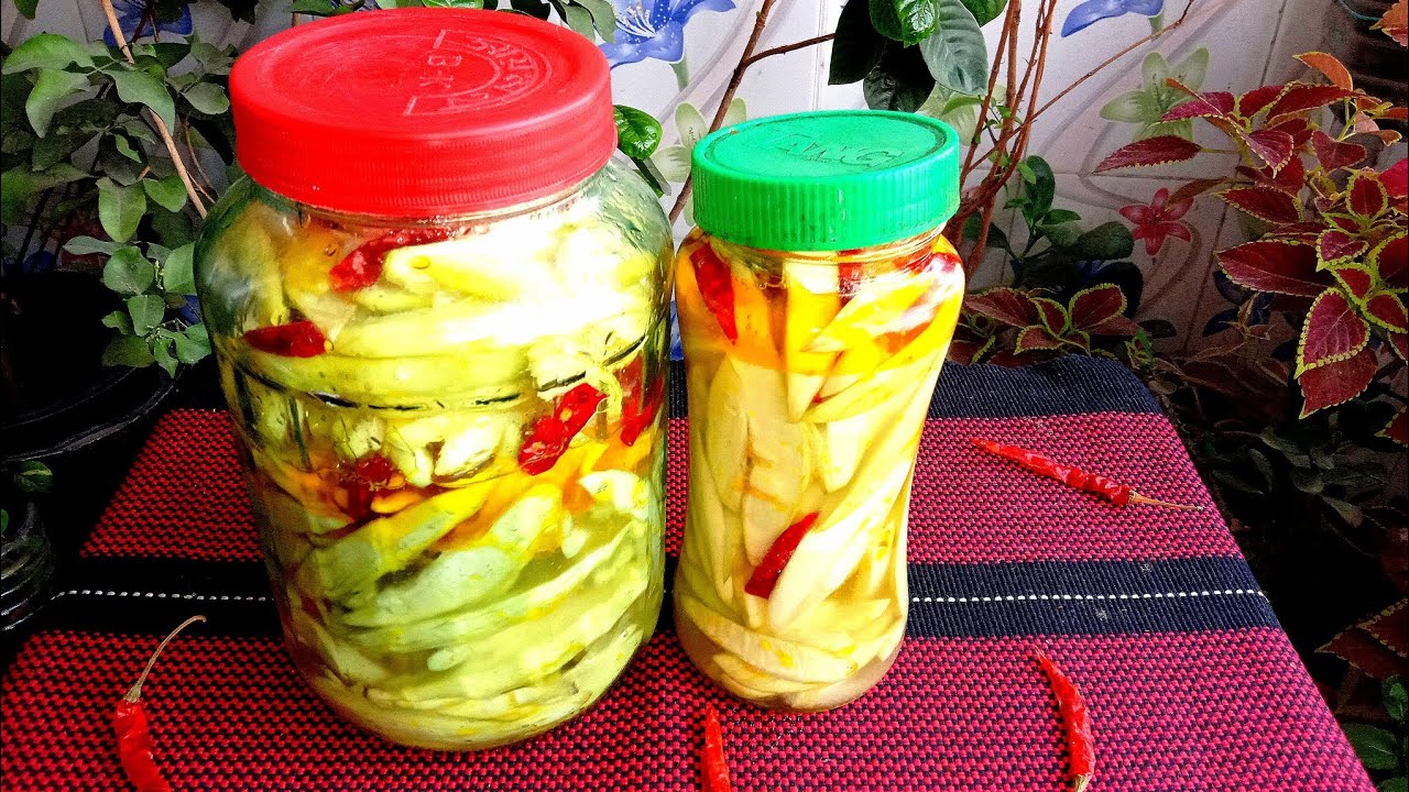 ভিন্নধর্মী কাঁচা আমের কাঁচা আচাঁর || Special Kacha Amer Achar ...