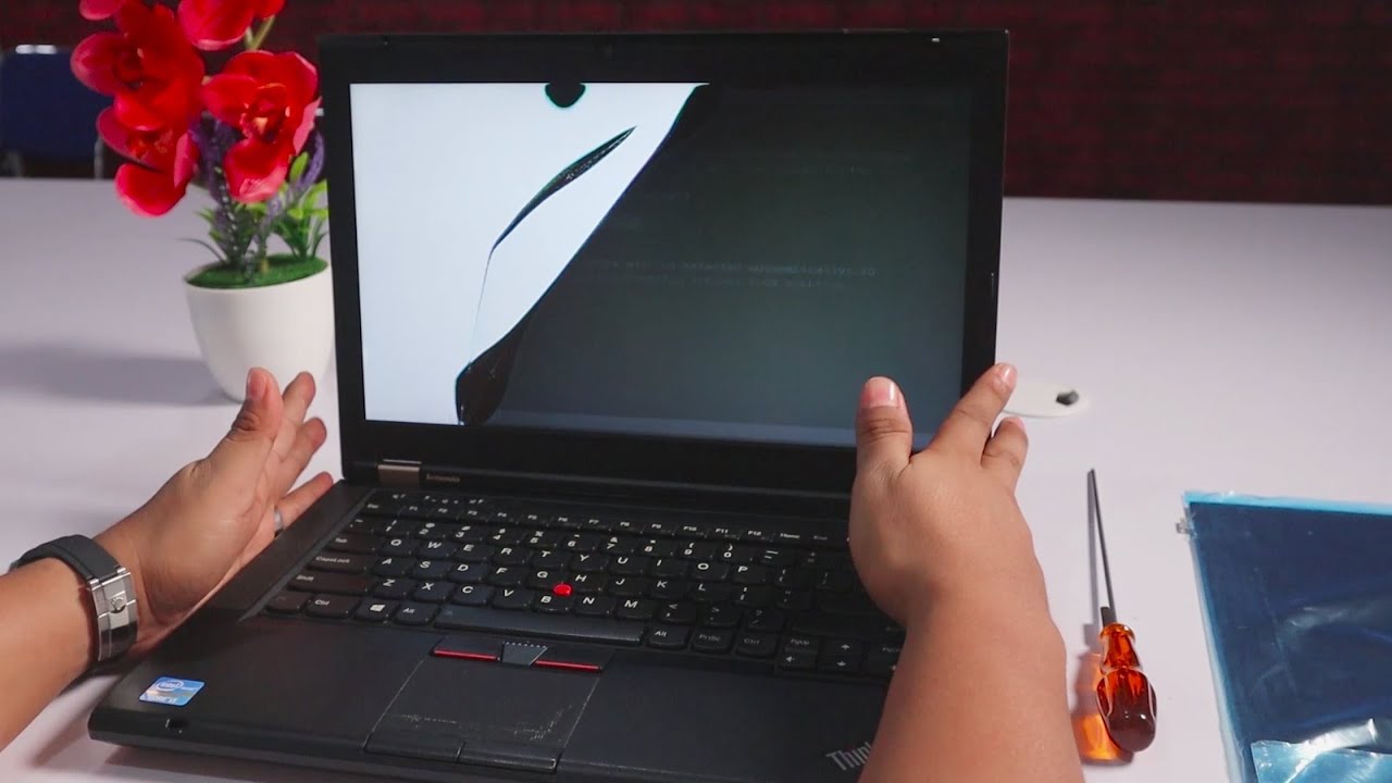 TUTORIAL GANTI LED Thinkpad T440P Lengkap Gak sampe 10 MENIT !! - YouTube