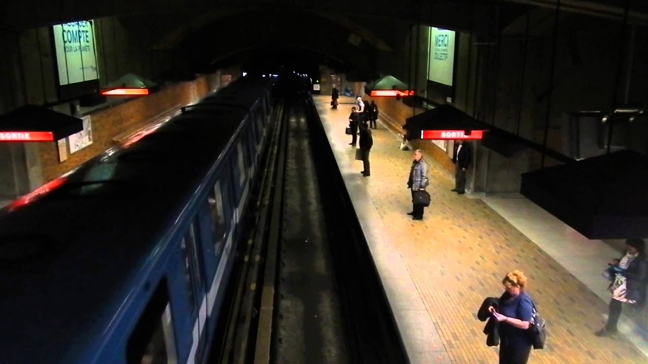 Montréal Métro meet at Bonaventure (Line 2 Orange) - YouTube
