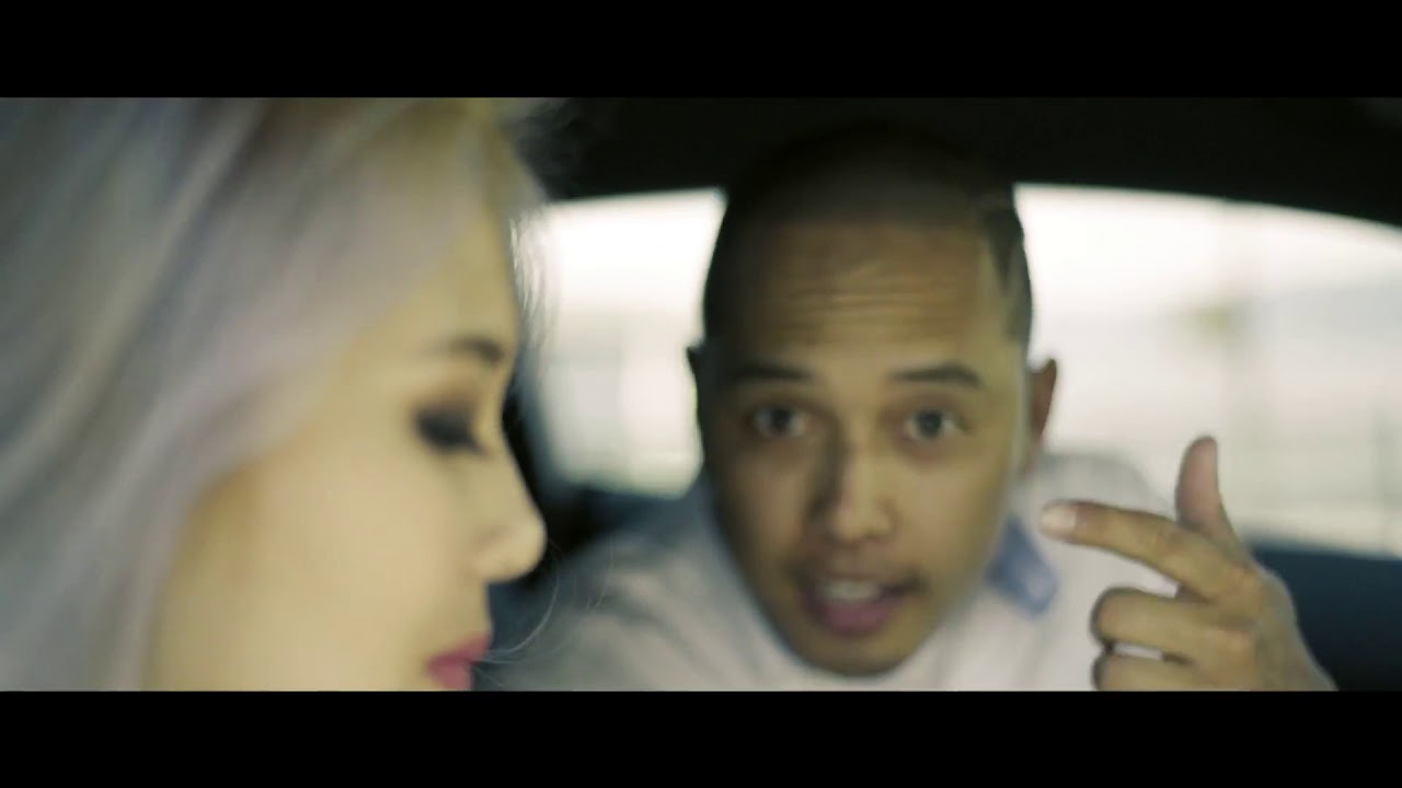 One Hunned Green Light Official Music Video - YouTube