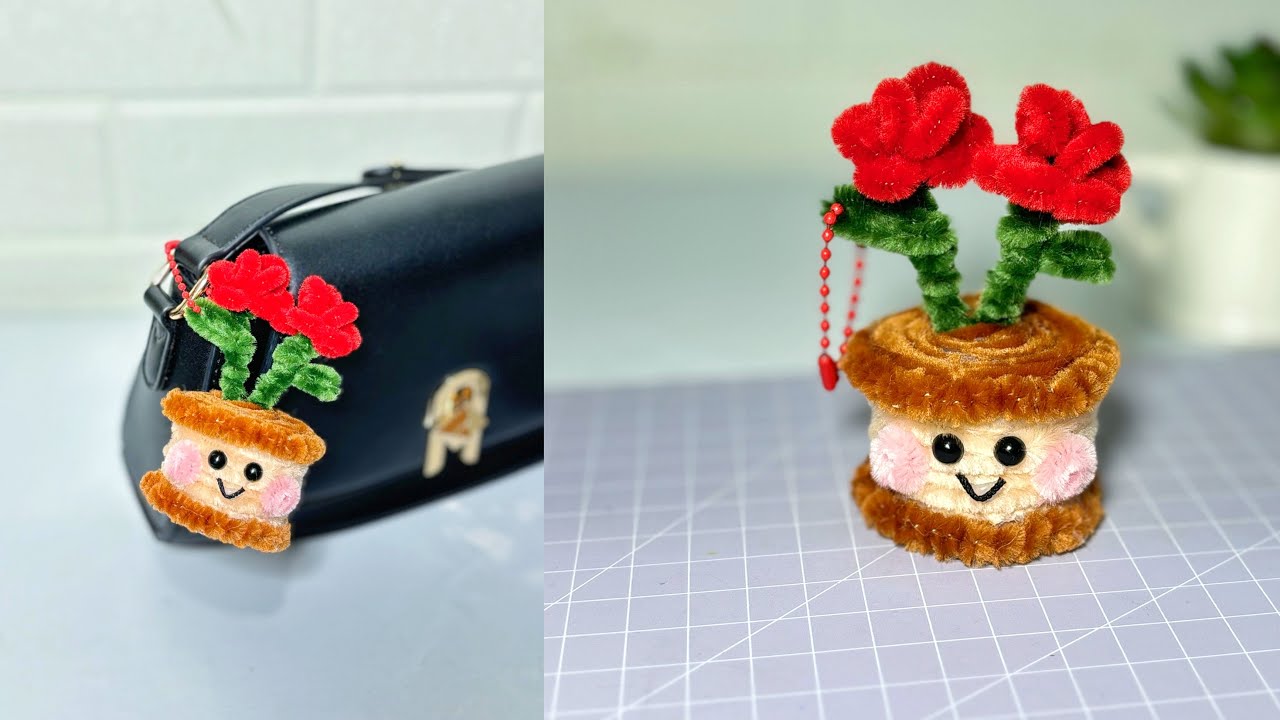 DIY Keychain Rose Flower Making With Pipe Cleaner 🌹 Easy Fuzzy Wire ...