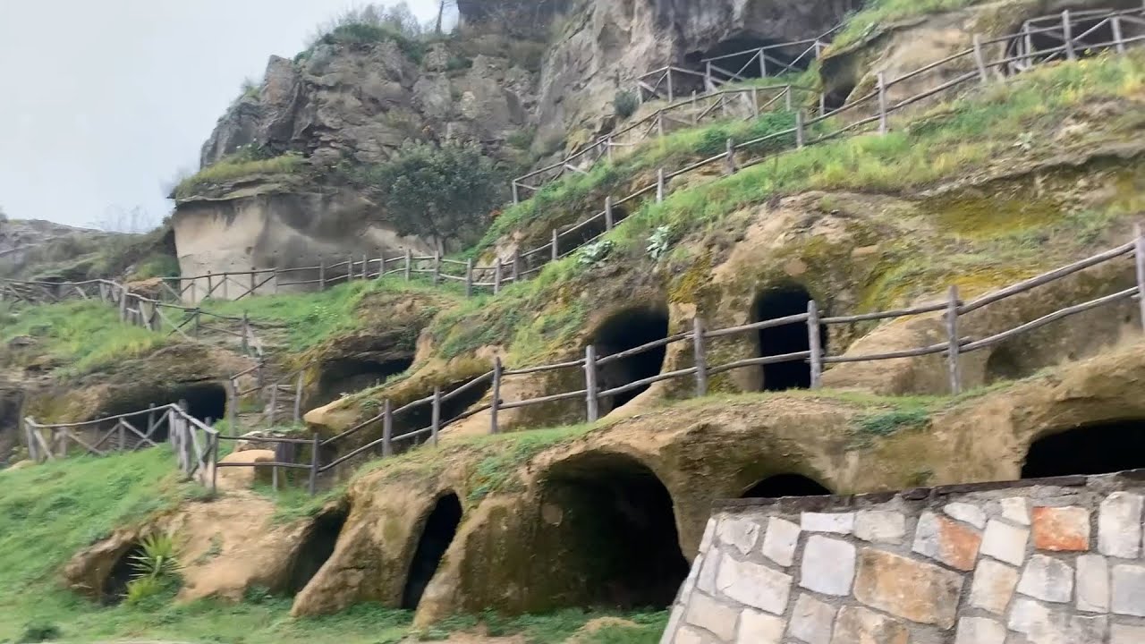 Visita alle Grotte di Verzino (Calabria, Italy) di Francesco Ierardi ...