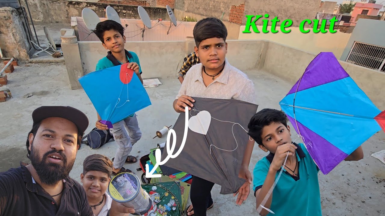 New Manjha Kite Flying In The Roof | KITE VLOG |kitecutting kiteflying ...