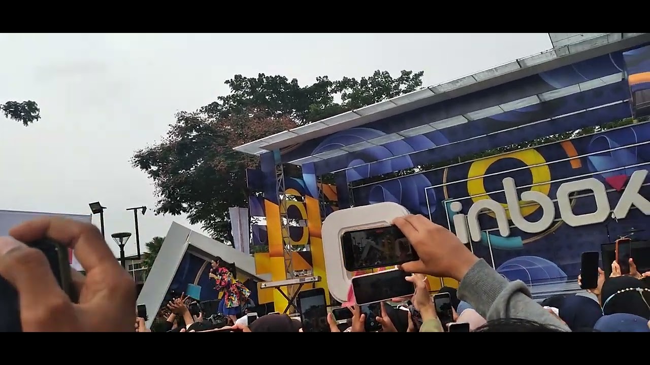 Fitri Carlina ‎@Inbox Sctv #06112022(1) - YouTube