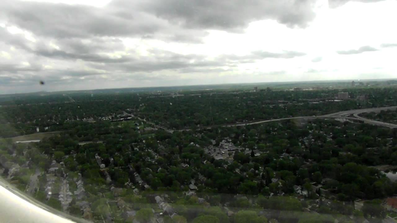 MSP HD United Airlines E170 Landing First Class Minneapolis St. Paul ...
