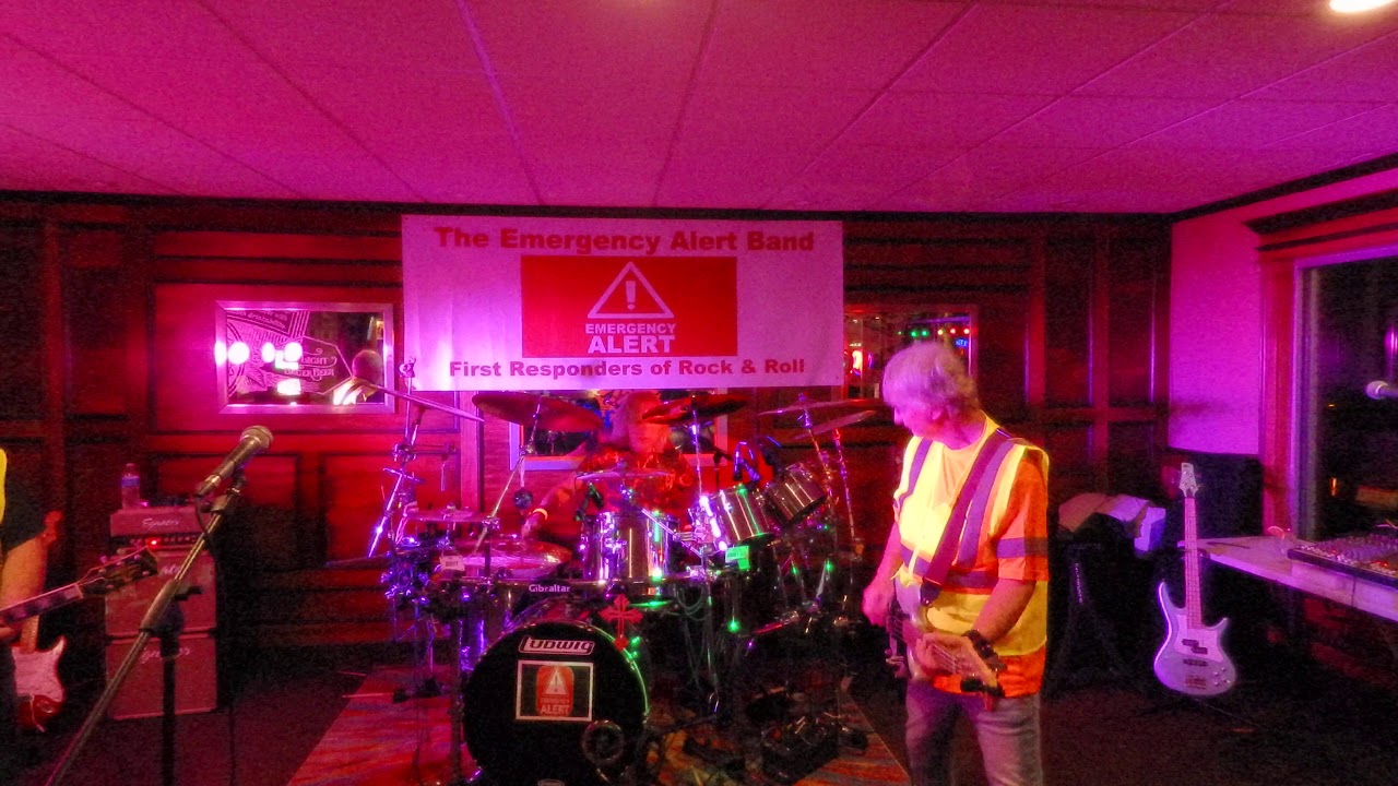 Emergency Alert Band @ Longboyz: Rockin' in the Free World - YouTube