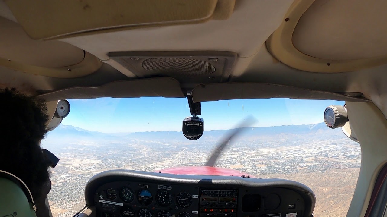 Approaching to land at KSBD San Bernardino International Airport - YouTube