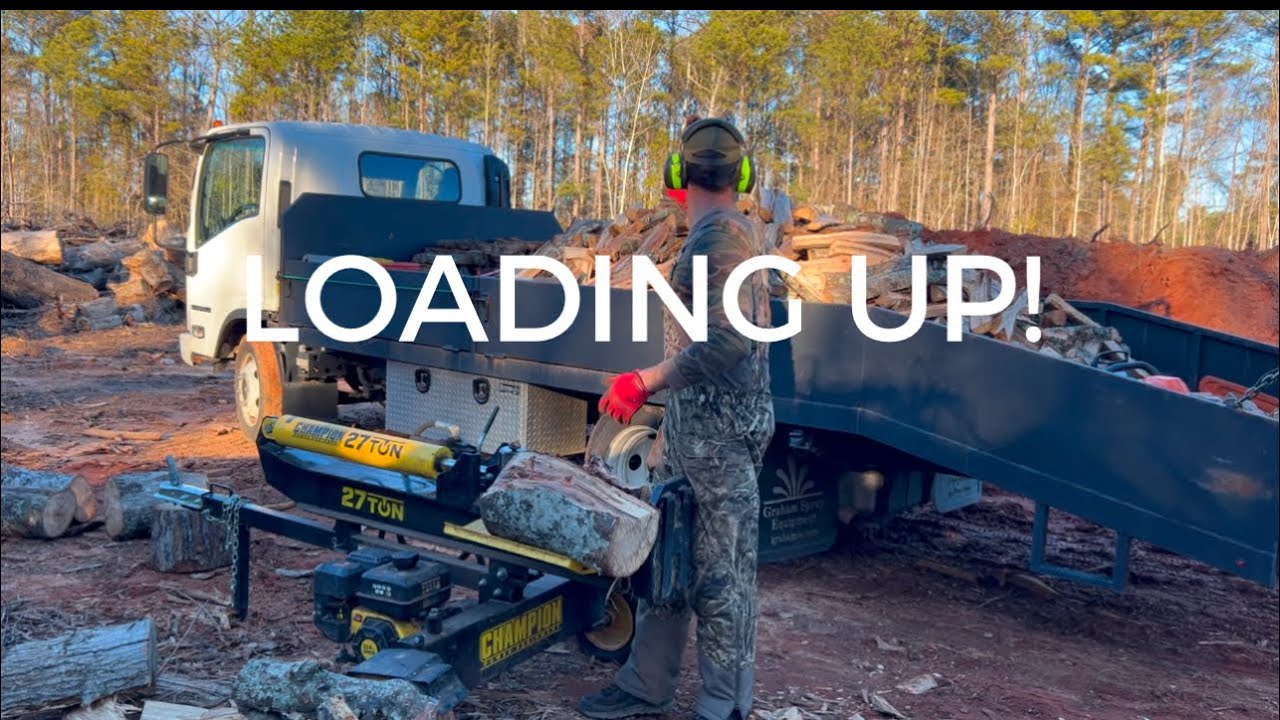 Woodyard update! Bucking hickory/water oak logs! Processing semi ...