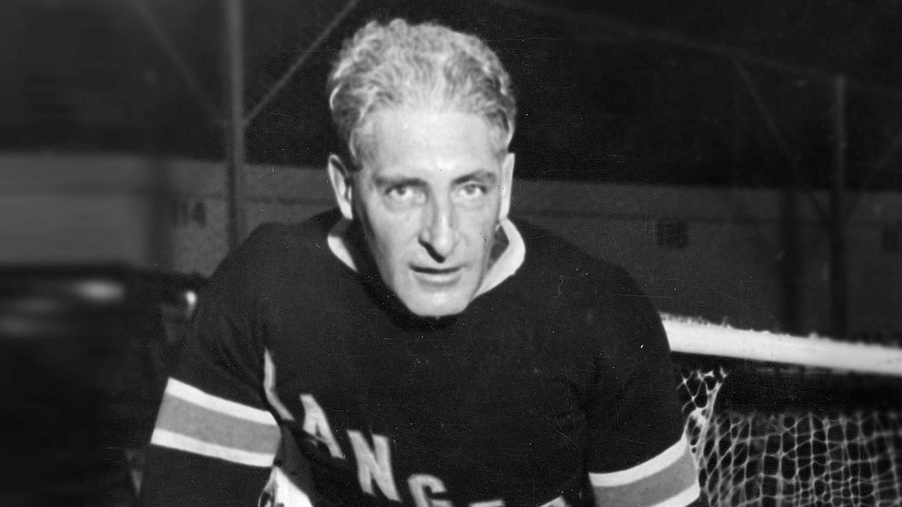 Memories: Lester Patrick fills in as goalie for NYR - YouTube