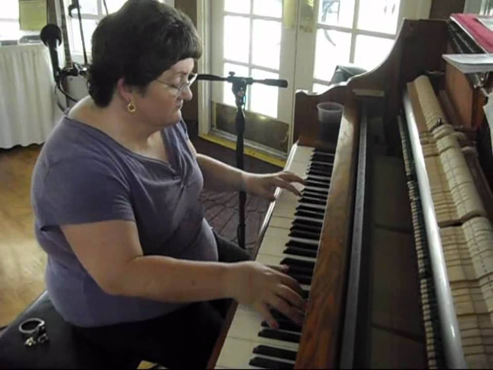 Faye Ballard Plays Aboard Spirit of Peoria - YouTube