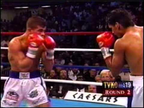 1997 Arturo Gatti vs Rafael Ruelas FIGHT OF THE YEAR - YouTube